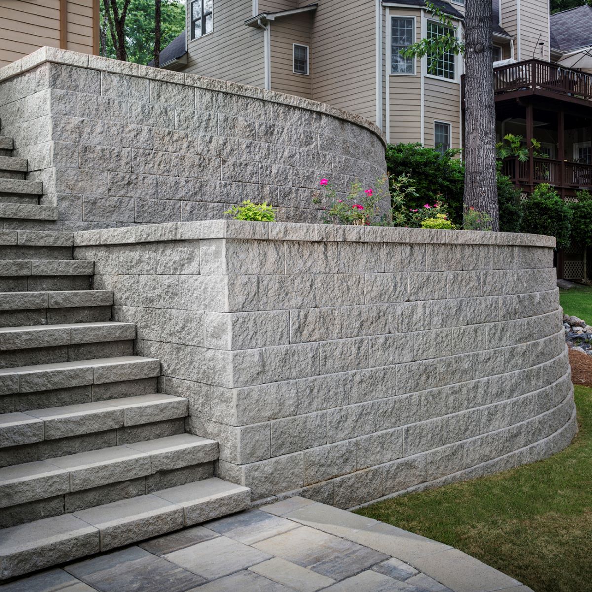 Belgard Diamond Pro Retaining Wall System - Terrascape Supply